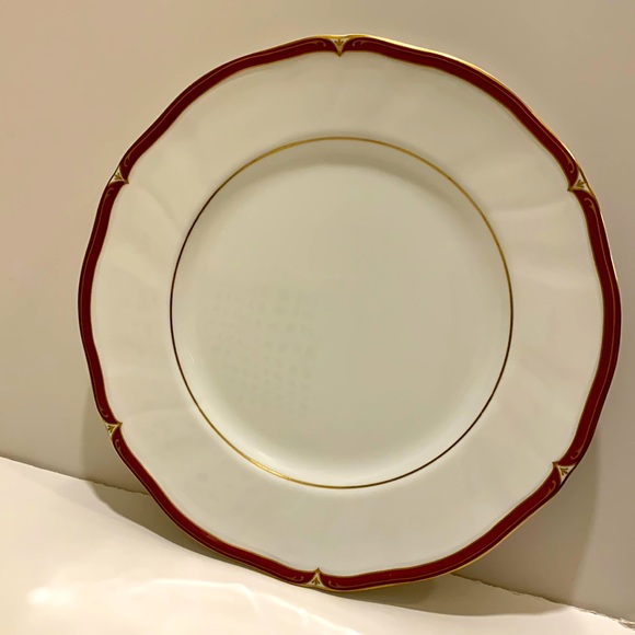 Wedgwood | Dining | Wedgwood Empress Ruby Dinner Plate 34 Diameter Red ...